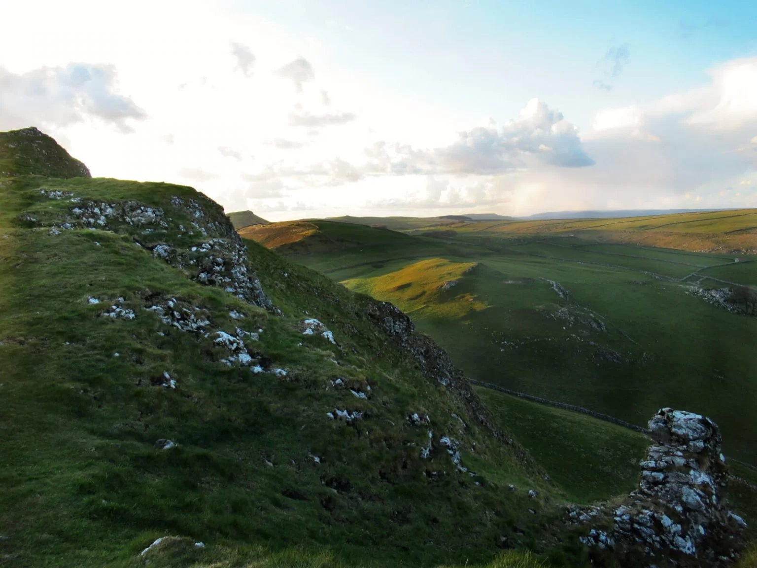 Chrome Hill Walk: 3 Routes with Incredible Views