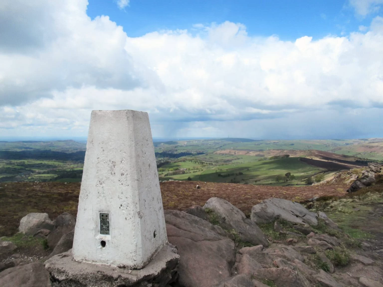 The Roaches Walk (Peak District): Map, Route & Full Guide