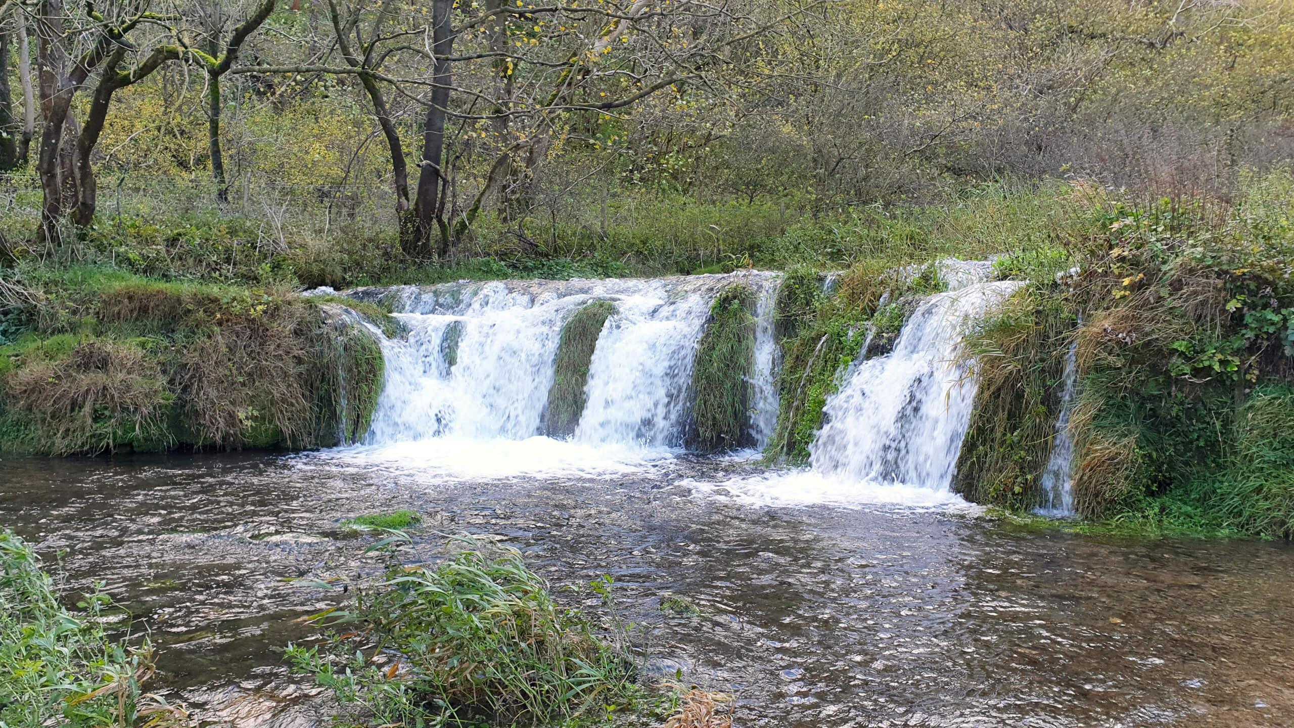 Lathkill Dale Walk (6-Mile River Lathkill Waterfall Walk)